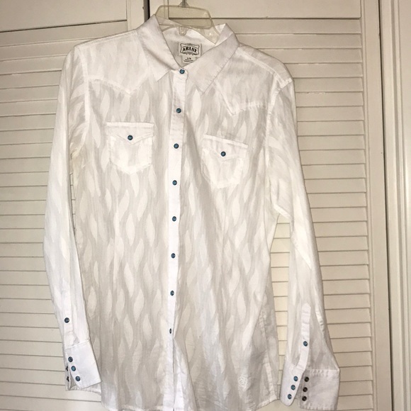 Ariat | Tops | Ariat Long Sleeve Button Up | Poshmark